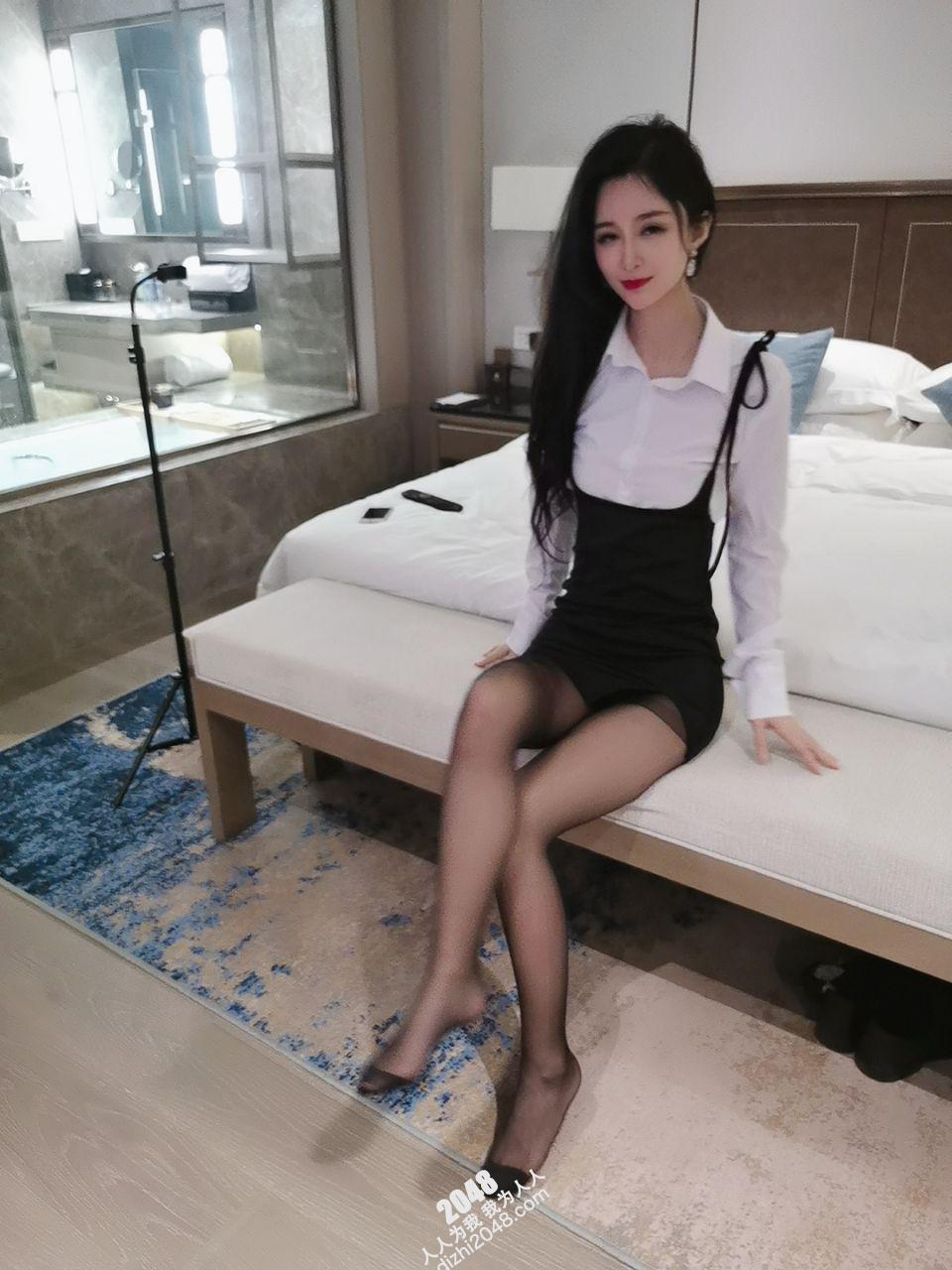 迷人蔓CC【30P】 | 網友自拍 - 我為人人 - 基业长青在于回归用户